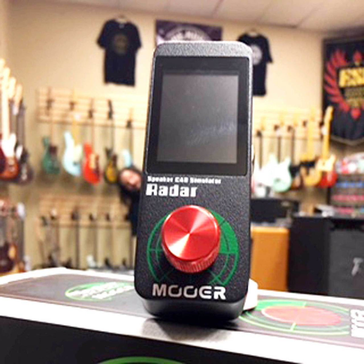 Mooer Radar Speaker Cabinet Simulator – Flipside Music